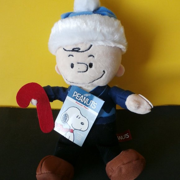Peanuts | Toys | Peanuts Charlie Brown 1 Plush Winter Christmas Plays ...